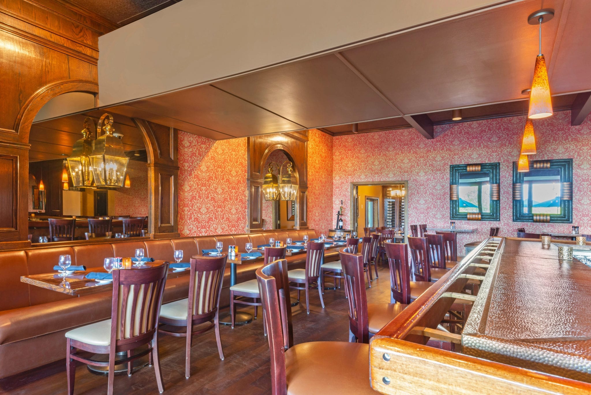 Dining – Gran View on the River